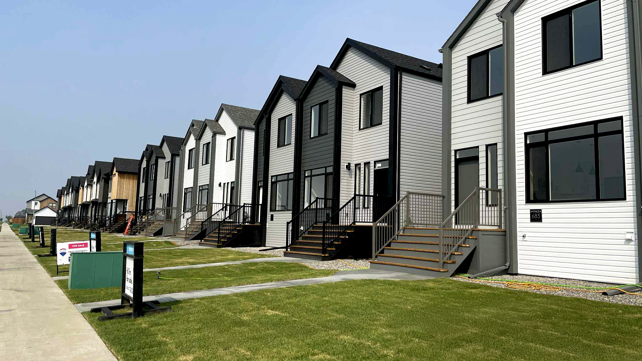 665 Blackwolf Blvd N | Luca II – Avonlea Homes